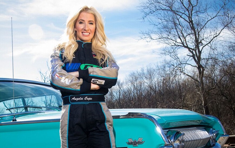 Peran Rangkap Bukan Masalah bagi Pembalap NASCAR Angela Ruch